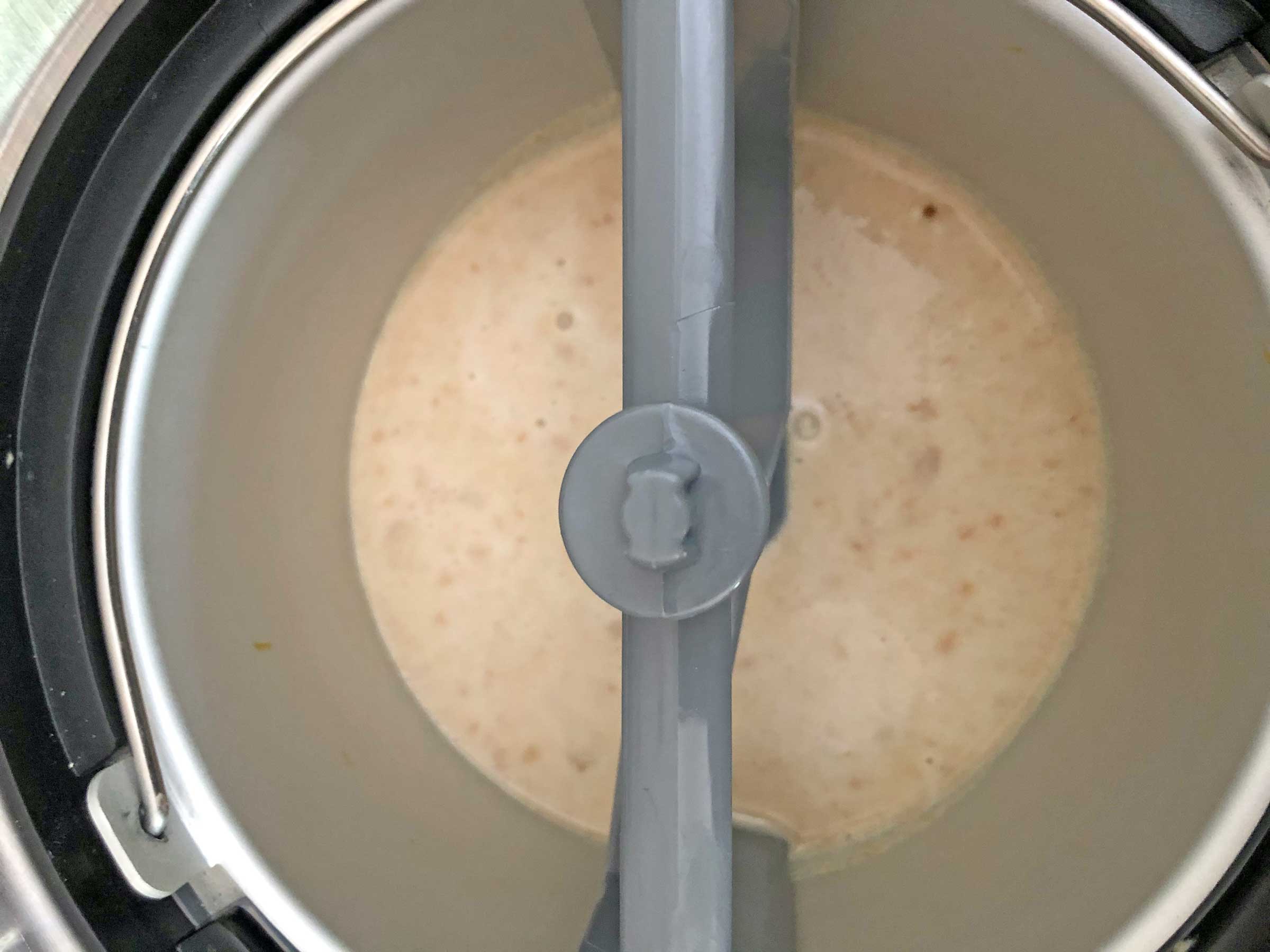 Graham-cracker-mix-in-maker | Culinary Shades