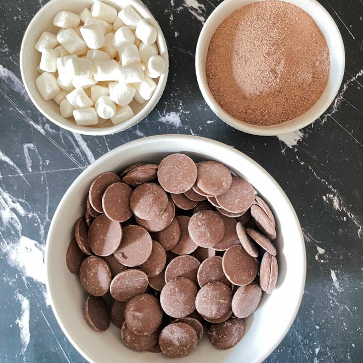 Hot Cocoa Bombs (2 Ways) - Culinary Shades