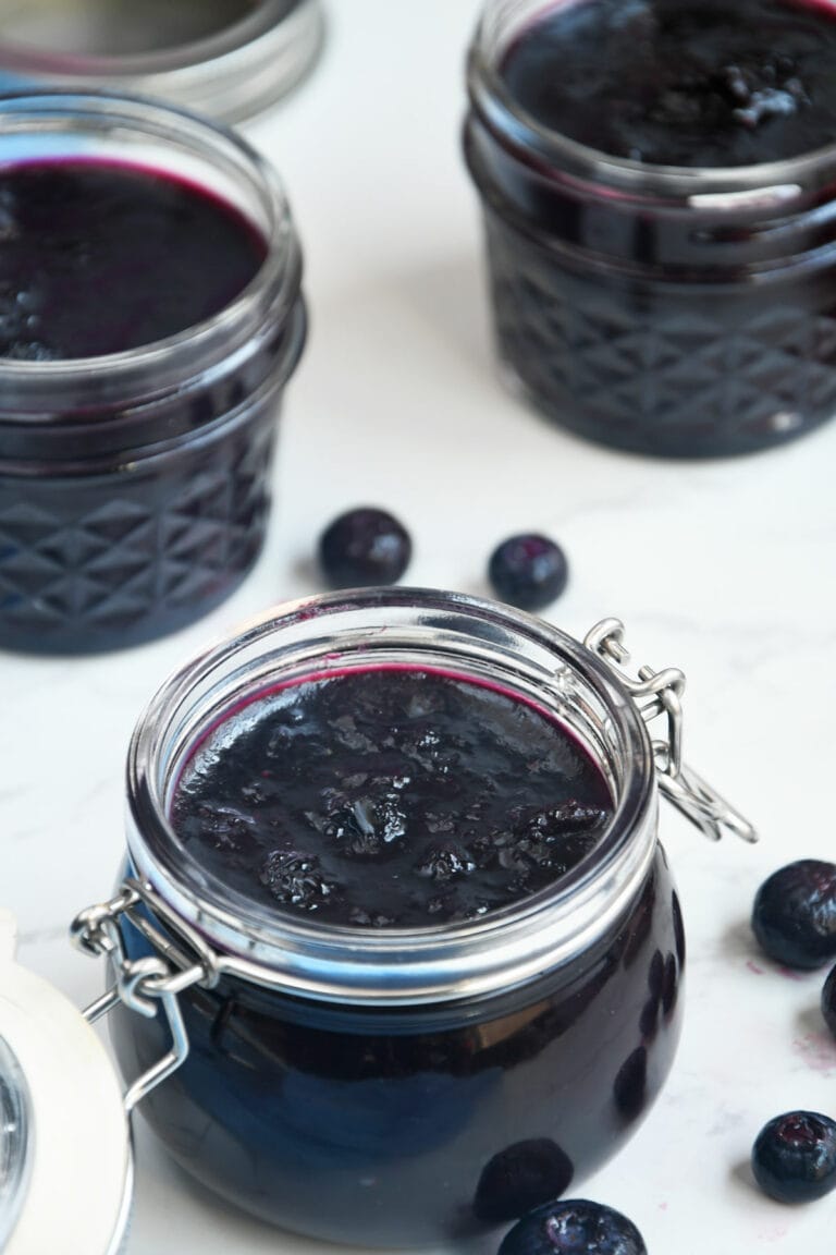 Bread Machine Blueberry Jam - Culinary Shades