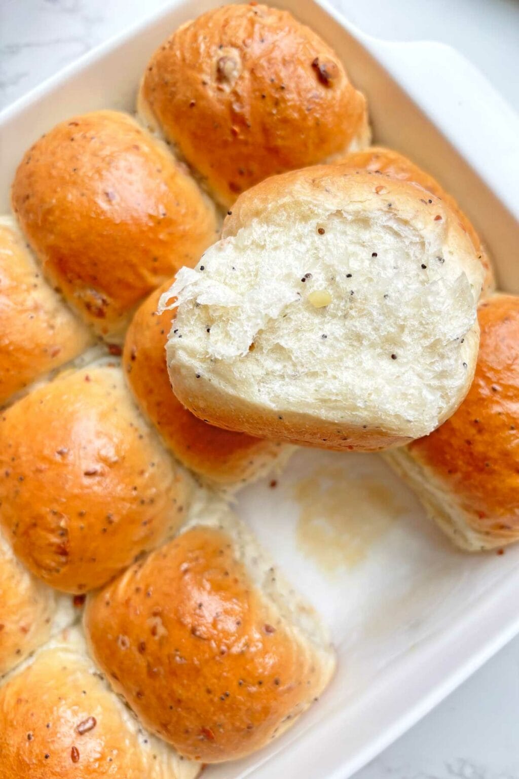 Seeded Dinner Rolls - Culinary Shades